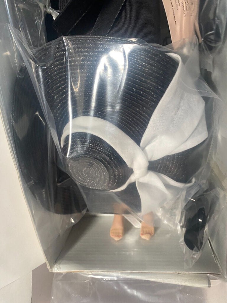 Madame Alexander Breakfast At Tiffany's 16" In Box With Tags, Accessor ...